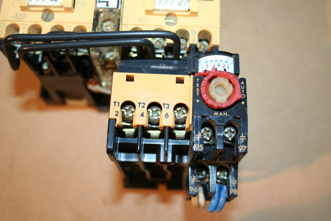 Reversing motor starter w/overload 120V coil 4 pole 100-A09ND3 Allen ...