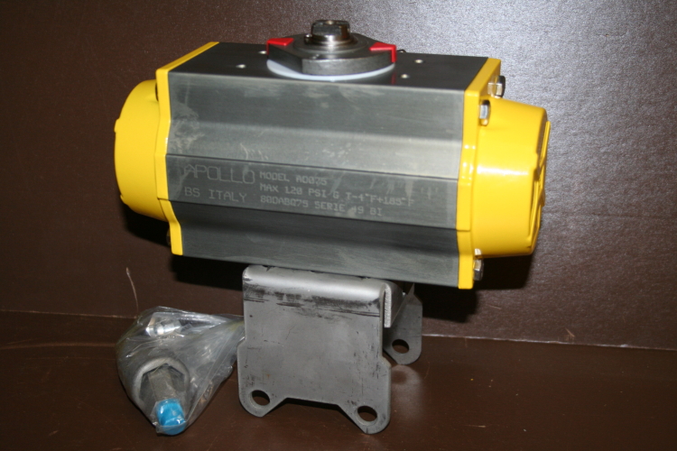 Pneumatic actuator AD075 AO075 Apollo Unused