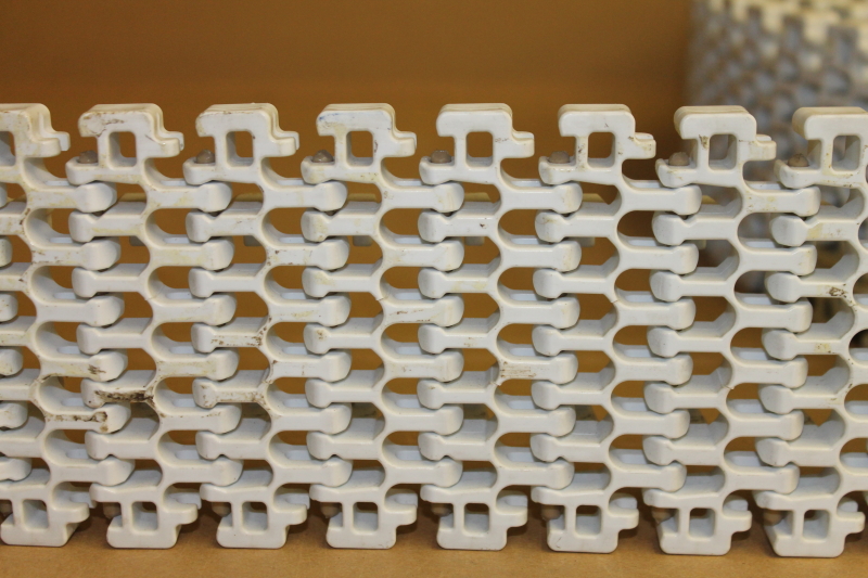 Conveyor belt, 4" x 378", Tabbed, Radius flush grid 2.2, Intralox Series 2400