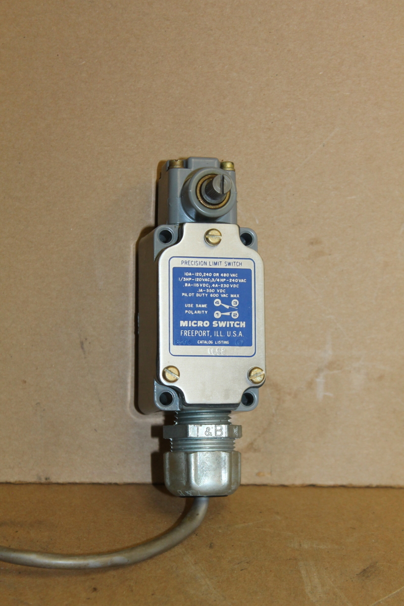 Limit switch, Rotary, SPDT, Double break, 10A, 1LS2, Micro Switch
