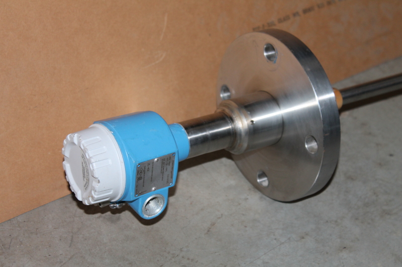 Level detector, Capacitance level limit switch, 35", FTI55 Endress