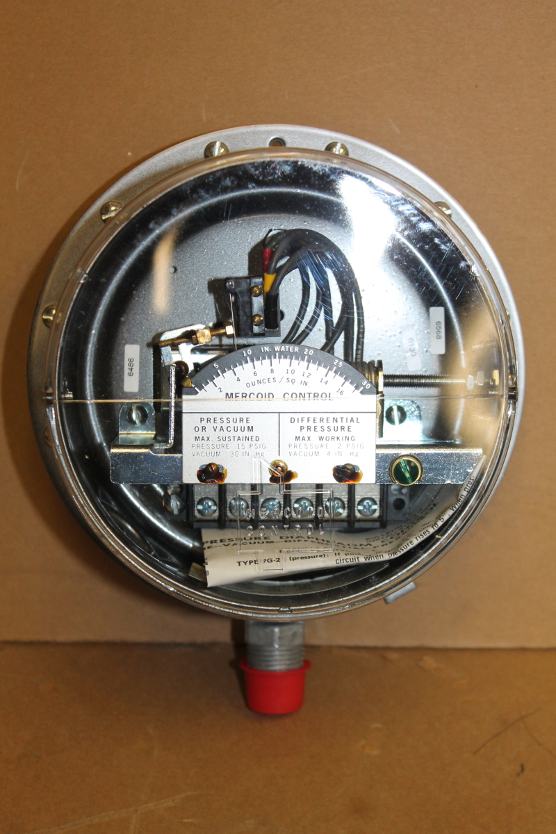 Gas pressure/Differential pressure switch, 1-30 WC, PG-7200-804-P1, Mercoid