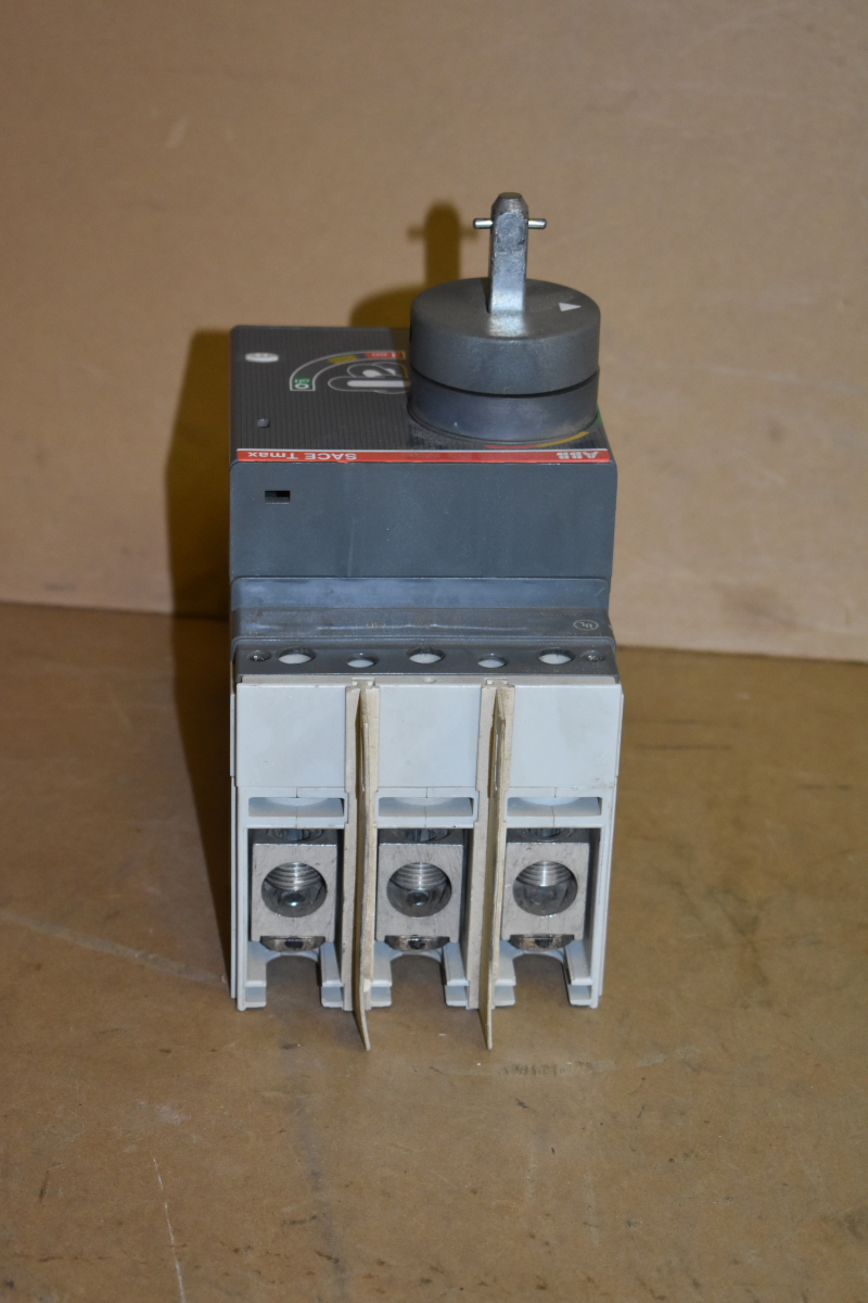 Circuit breaker, 200A, 690V, 3 PH, 3P, Rotary switch, SACE Tmax, T4H ...