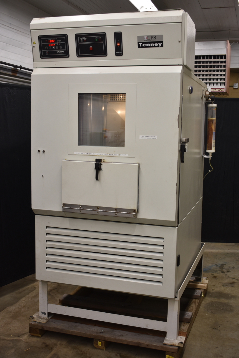 Temperature and humidity chamber, -40 to +200C, 30 cu/ft, T30RS-2 ...