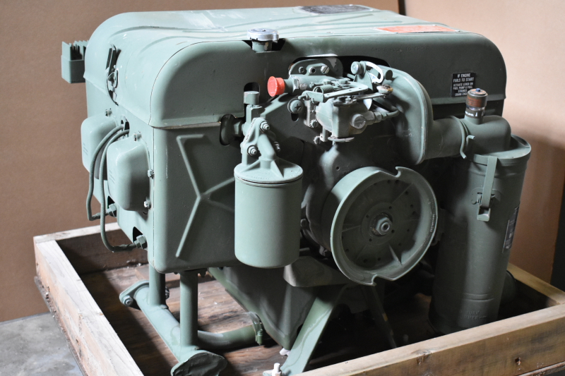 Engine, Gasoline, 20 hp Air cooled 84ci, 24V, 4A084-4, Military ...