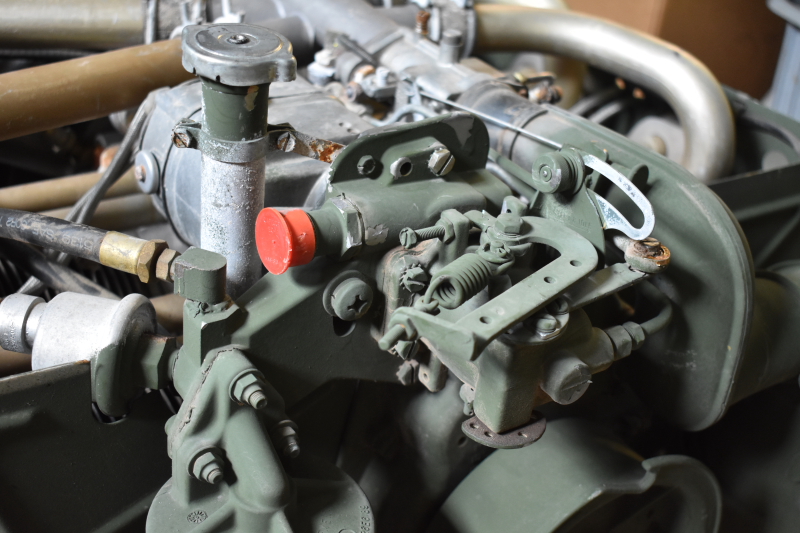 Engine, Gasoline, 20 hp Air cooled 84ci, 24V, 4A084-4, Military ...