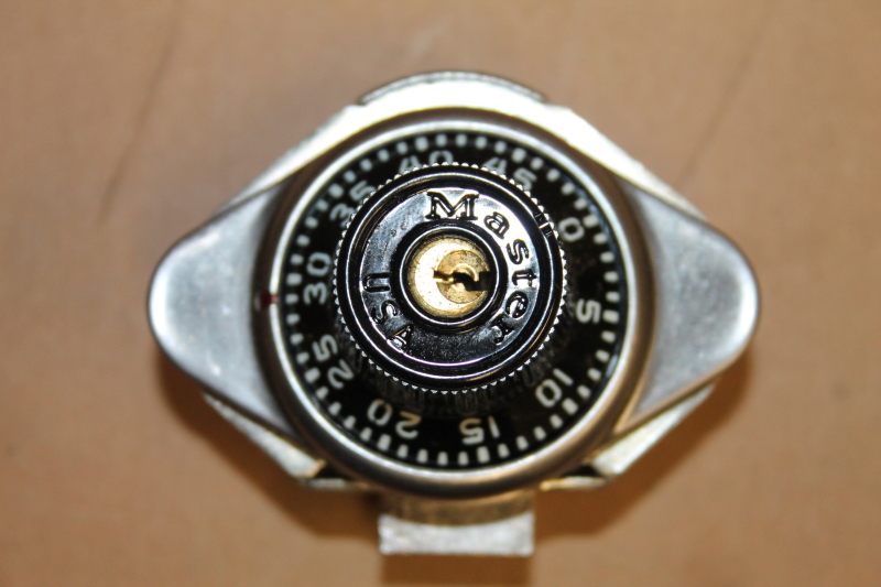 Lot of 5, Master Lock #1630, Built-In Lock, Right Hinge, No Key, Lift ...