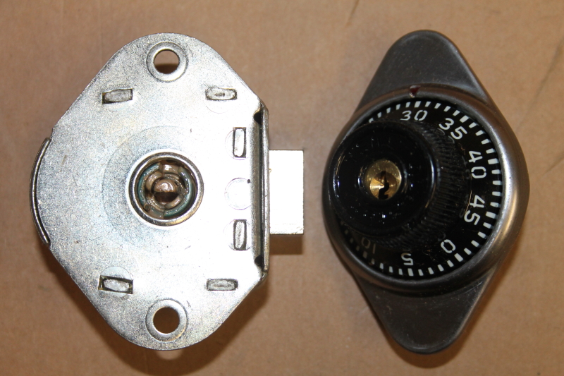 Lot of 5, Master Lock #1630, Built-In Lock, Right Hinge, No Key, Lift ...